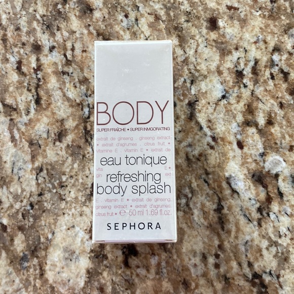 Victoria's Secret | Makeup | Body Refreshing Body Splash | Poshmark